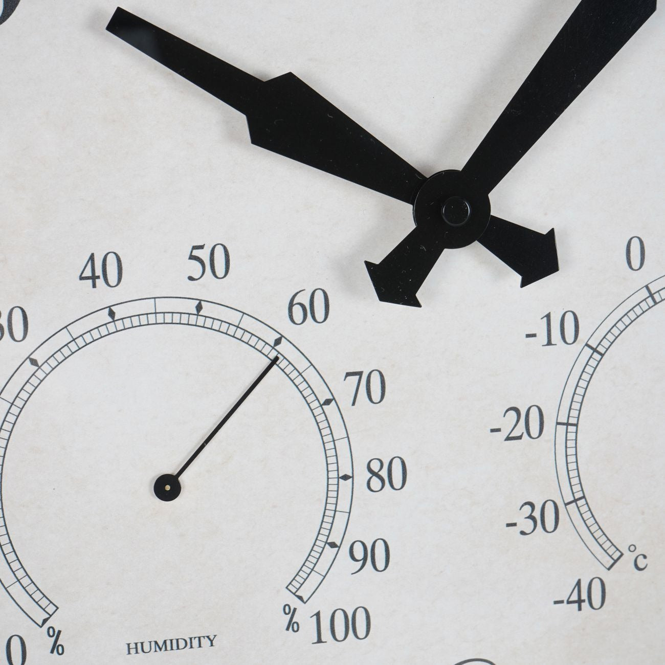 Libra Interiors Outdoor Antiqued Metal Clock – Black – Shropshire Design