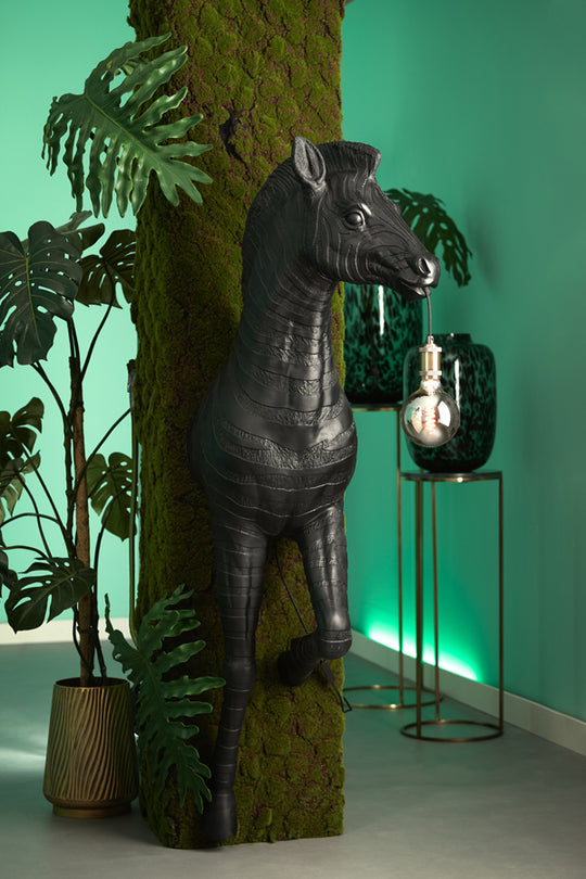 Light & Living Zebra Wall Light in Matt Black – Shropshire Design